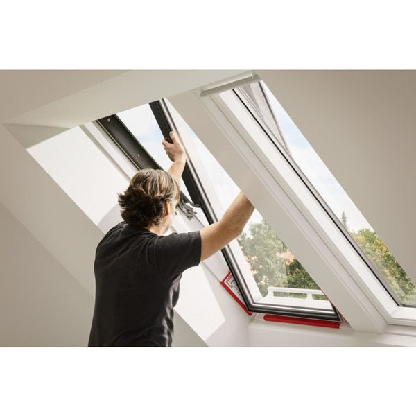 VELUX GGL MK08 – 78x140 cm, elektrisk ovenlysvindue
